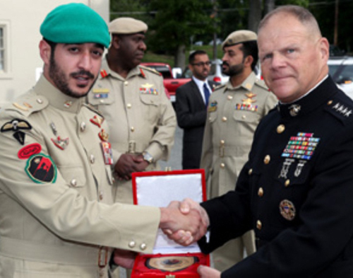 Bahrain Royal Guard SF Commander Meets US Marine Corps Chief | Al Defaiya